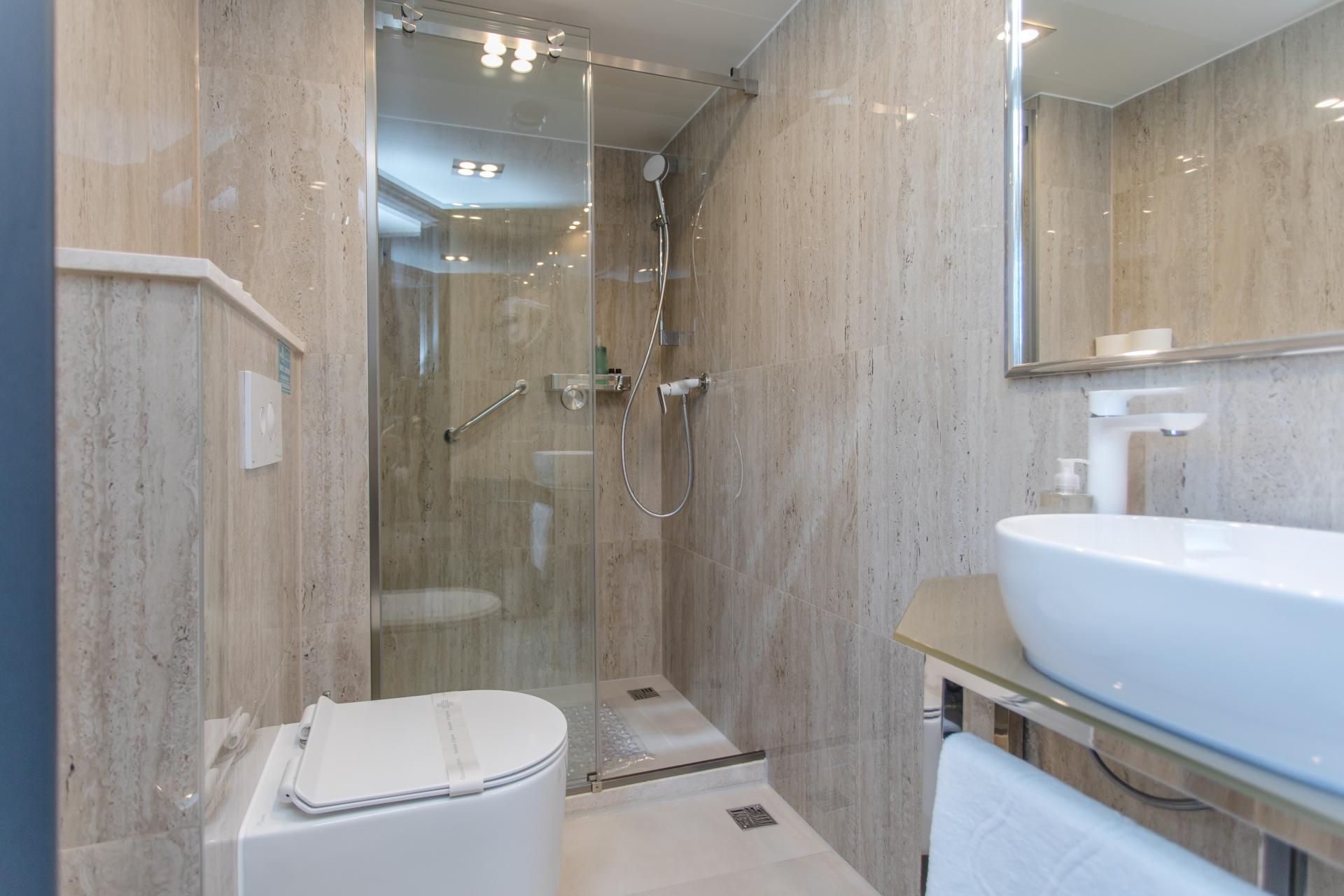 Kreuzfahrtschiff MS Rhapsody - Die Eisenbahn Erlebnisreise